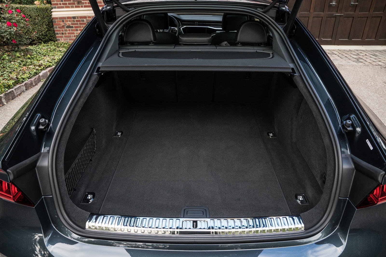 Audi A6 Luggage Area Kit - Rikecool Online Shop